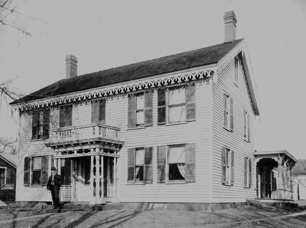 11-52 Johnson House Museum / Carriage Factory - Remarkable Ohio